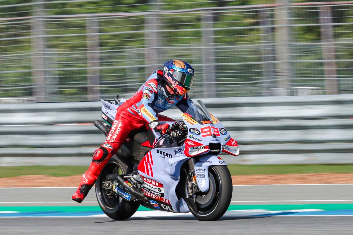 Marquez upstages title duo in Thai GP practice - The Race