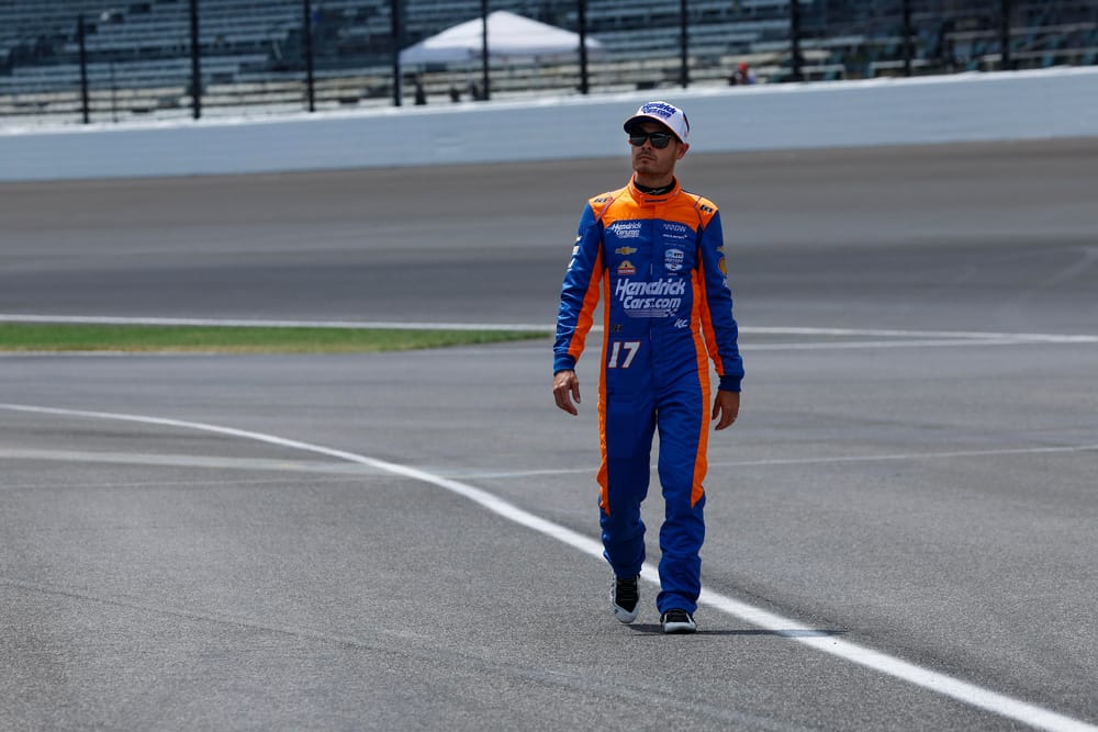 McLaren on Larson F1 test talks and Verstappen comparisons - The Race