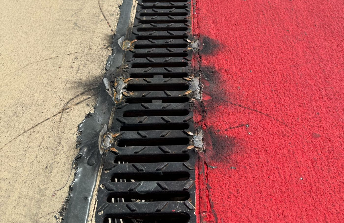 F1's fix for Bahrain GP drain cover problem revealed - The Race