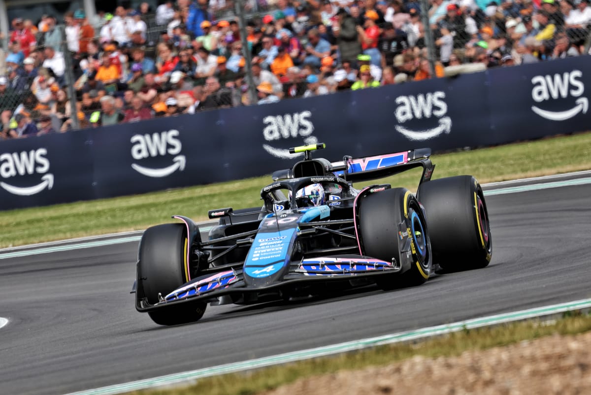 Alpine-Mercedes timeline complicates Sainz's 2025 choice - The Race