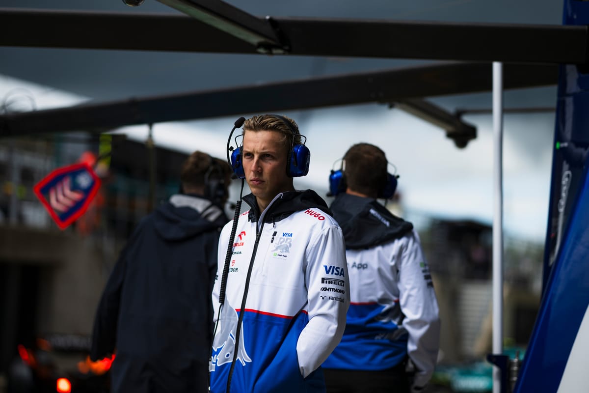 When Lawson knew he was getting RB seat and how Ricciardo handled it ...